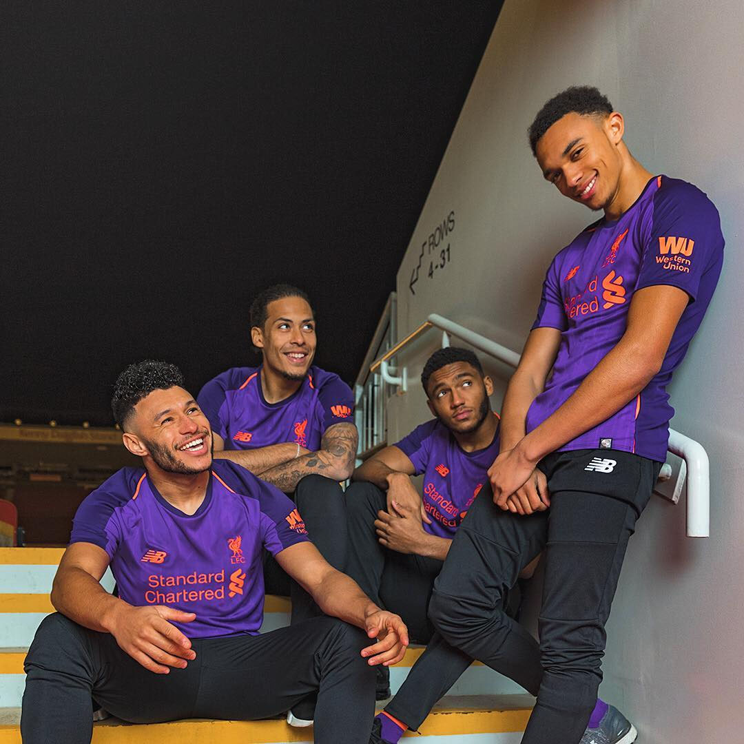 Novas camisas do Liverpool 2018-2019 New Balance | Mantos do Futebol
