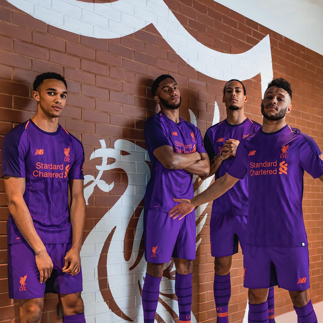 Novas camisas do Liverpool 2018-2019 New Balance | Mantos do Futebol