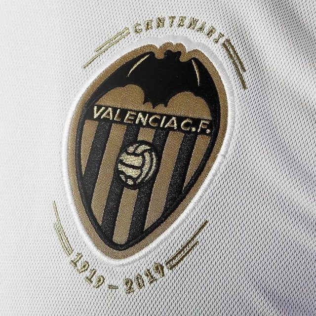 Novas camisas do Valencia 2018-2019 Adidas | Mantos do Futebol