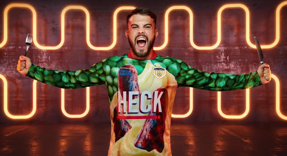 Camisa salsichas, ervilhas e purê de batata do Bedale AFC 2019-2020 | MDF
