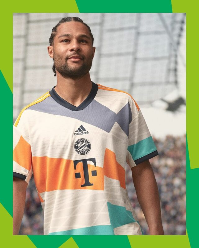 Camisa do Bayern de Munique "50 anos do Olympiastadion" 2022 Adidas ...