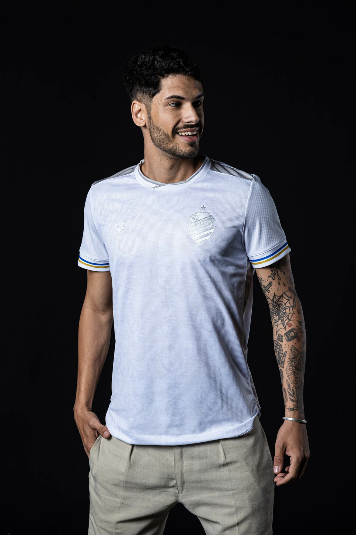 Volt Sport lança camisa do CSA para o Réveillon 2023 » MDF