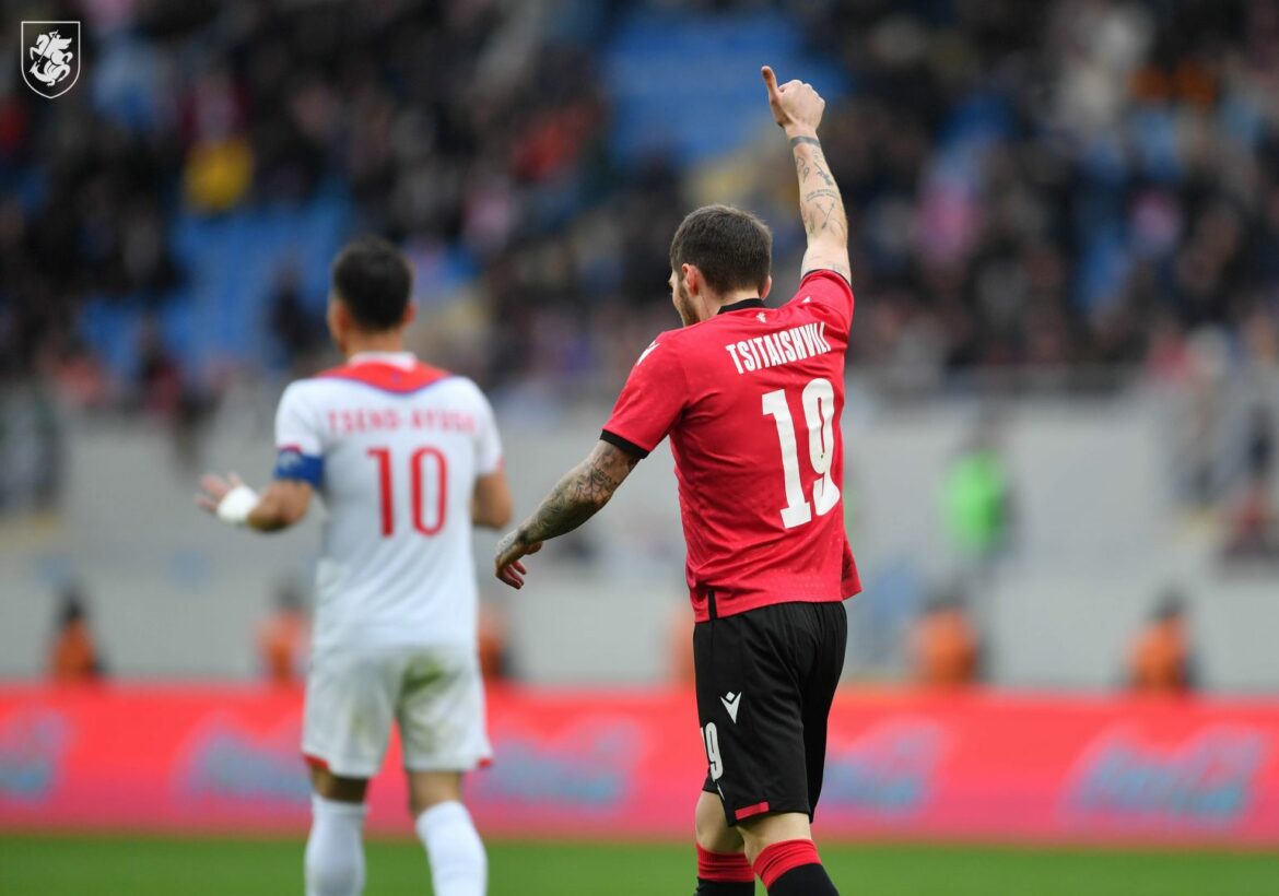 Novas camisas da Geórgia 2023 Macron » Mantos do Futebol