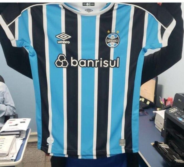 Nova camisa titular do Grêmio 2023-2024 Umbro » MDF Nova camisa titular do Grêmio 2023-2024 Umbro » MDF