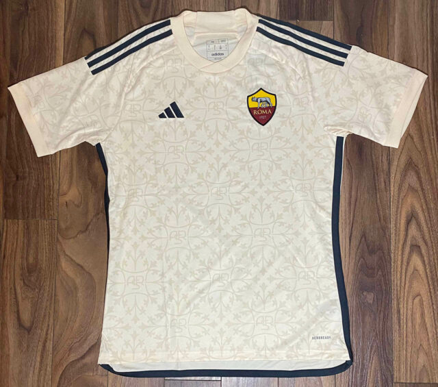 Camisa reserva da AS Roma 2023-2024 vaza nas redes » MDF