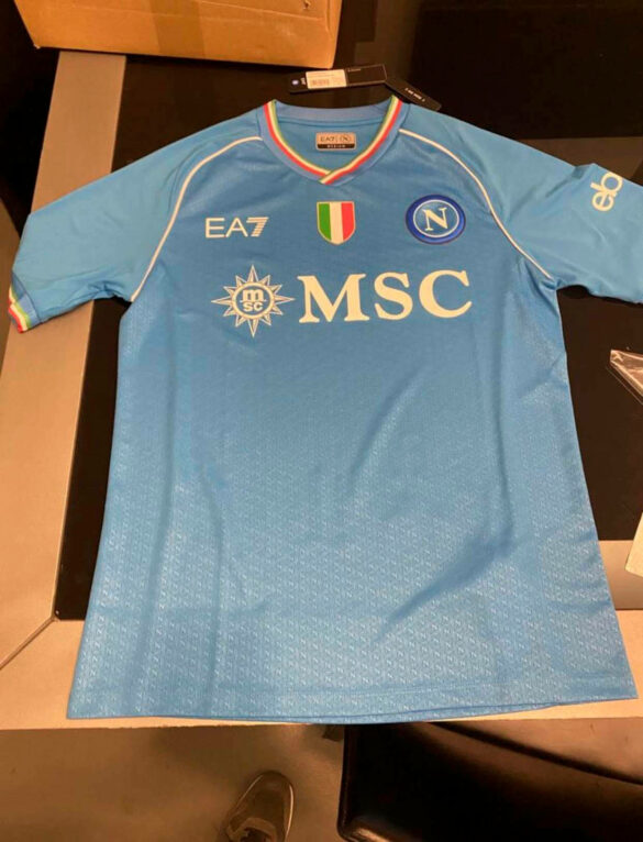 Camisas do Napoli 2023-2024 da EA7 são vazadas nas redes » Mantos do ...