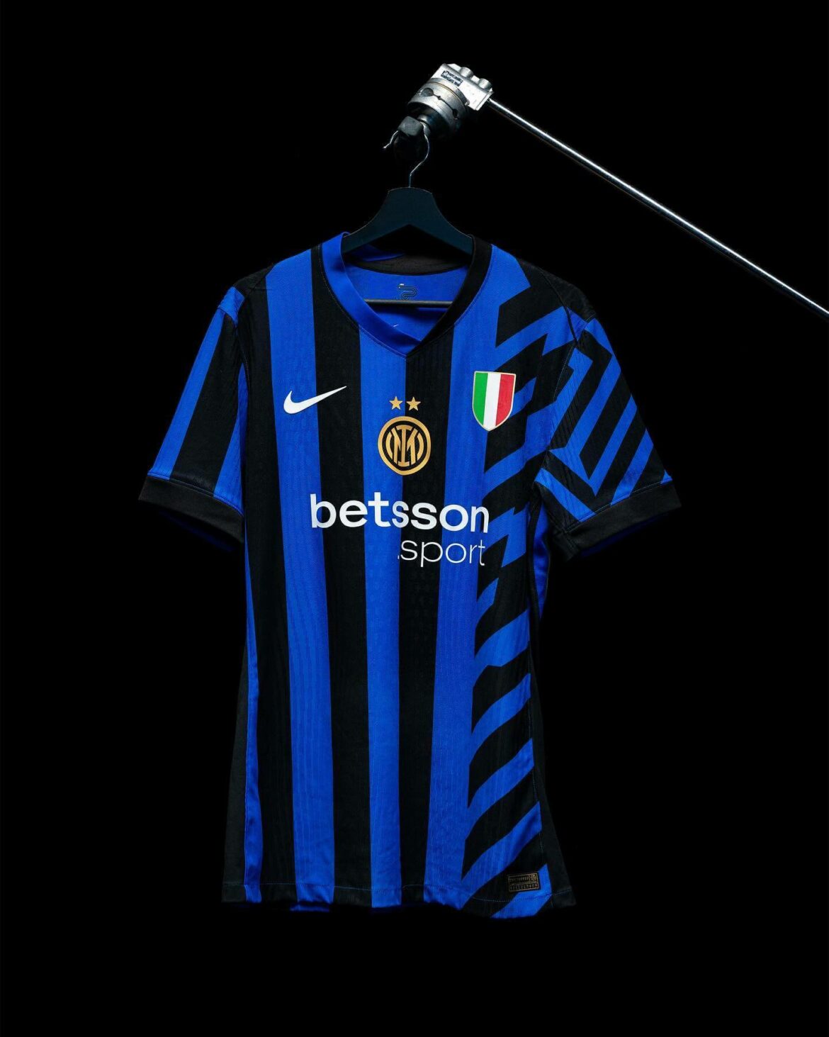 Nova camisa titular da Inter de Milão 2024-2025 Nike » Mantos do Futebol