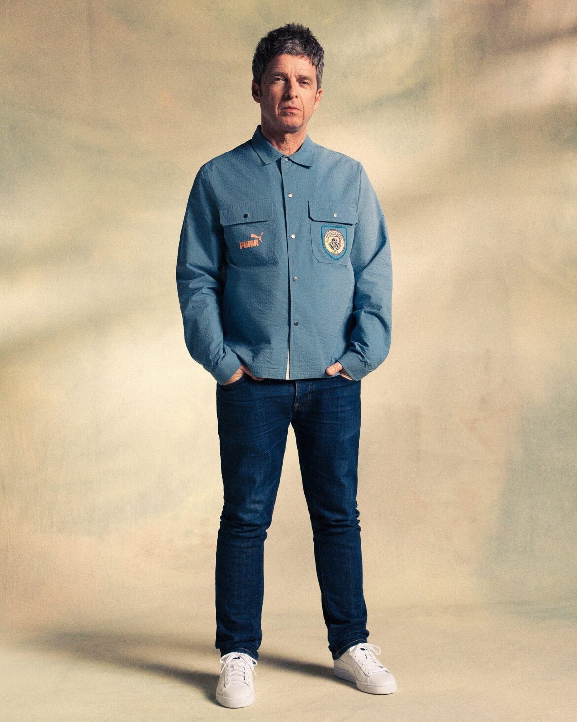 Manchester City lança camisa "Definitely City" em homenagem ao Oasis ...