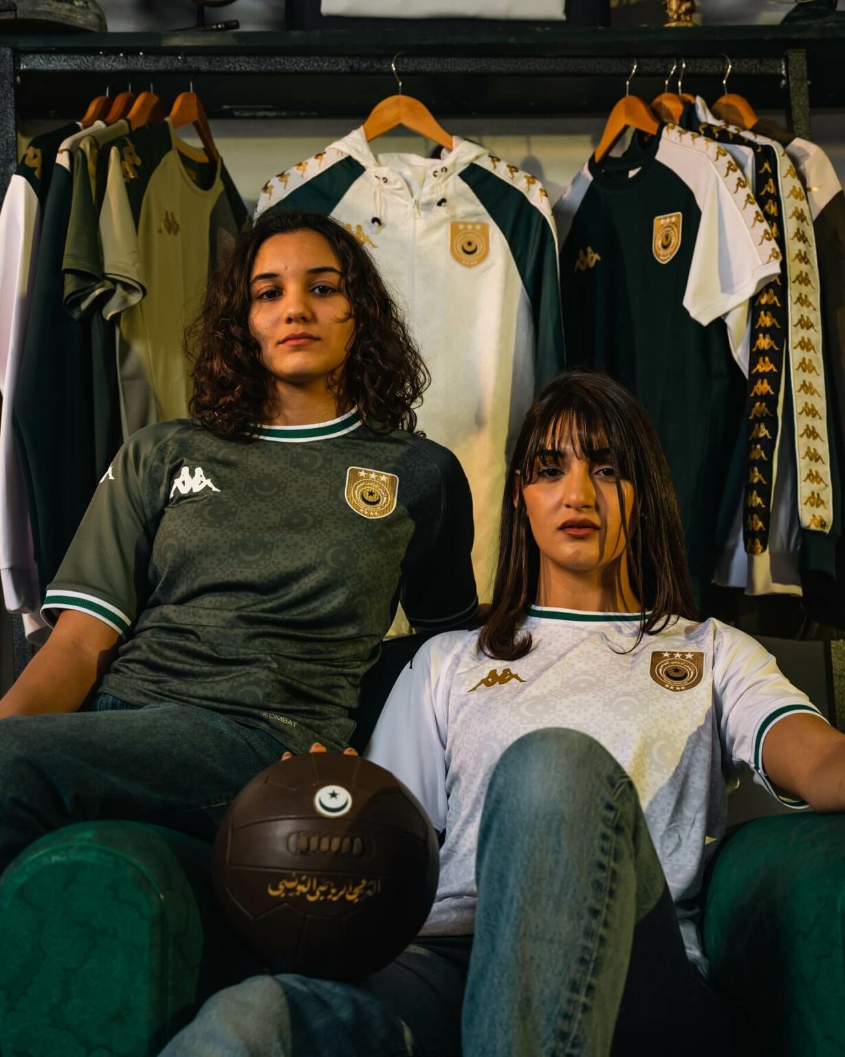Camisas dos 106 anos do Espérance Tunis 2025 são lançadas pela Kappa ...