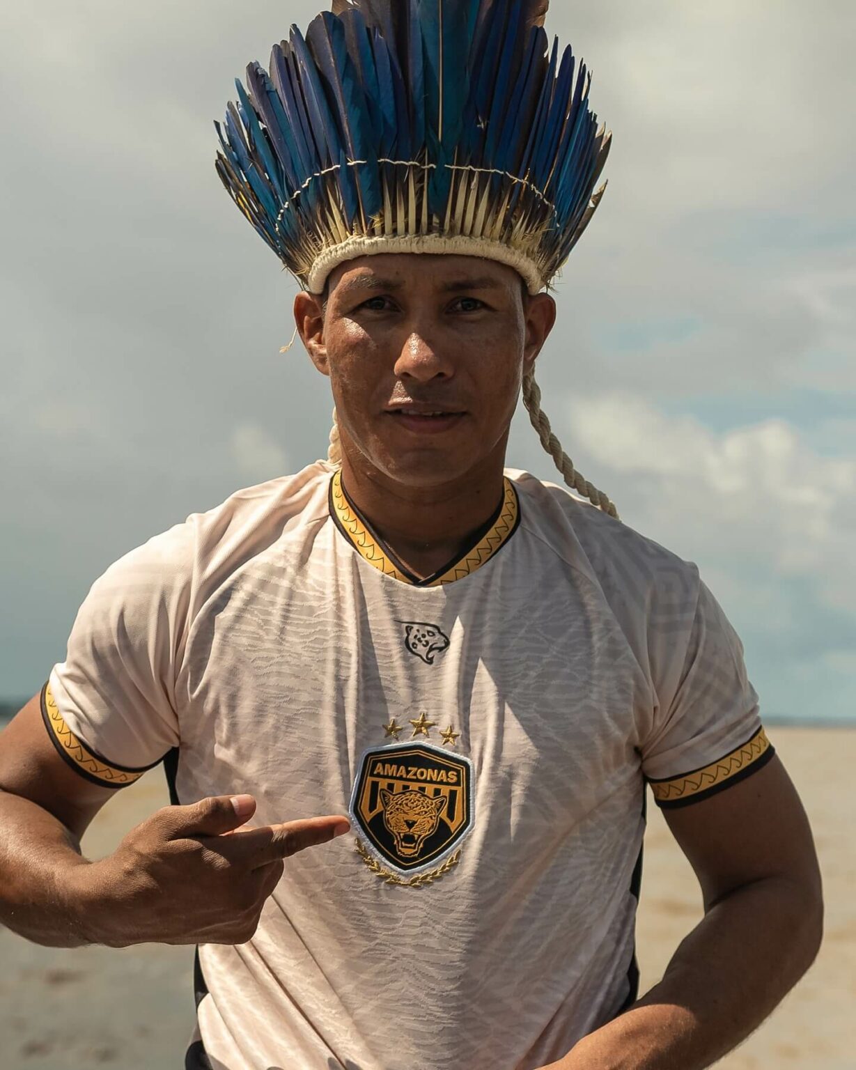 Amazonas FC lança terceira camisa 2025 em homenagem aos Povos ...