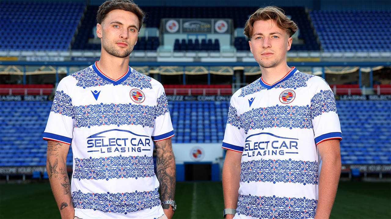 Nova camisa titular do Reading FC 2025-2026 Macron » Mantos do Futebol